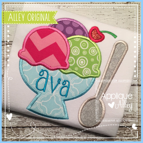 TRIPLE SCOOP SUNDAE – appliquealley